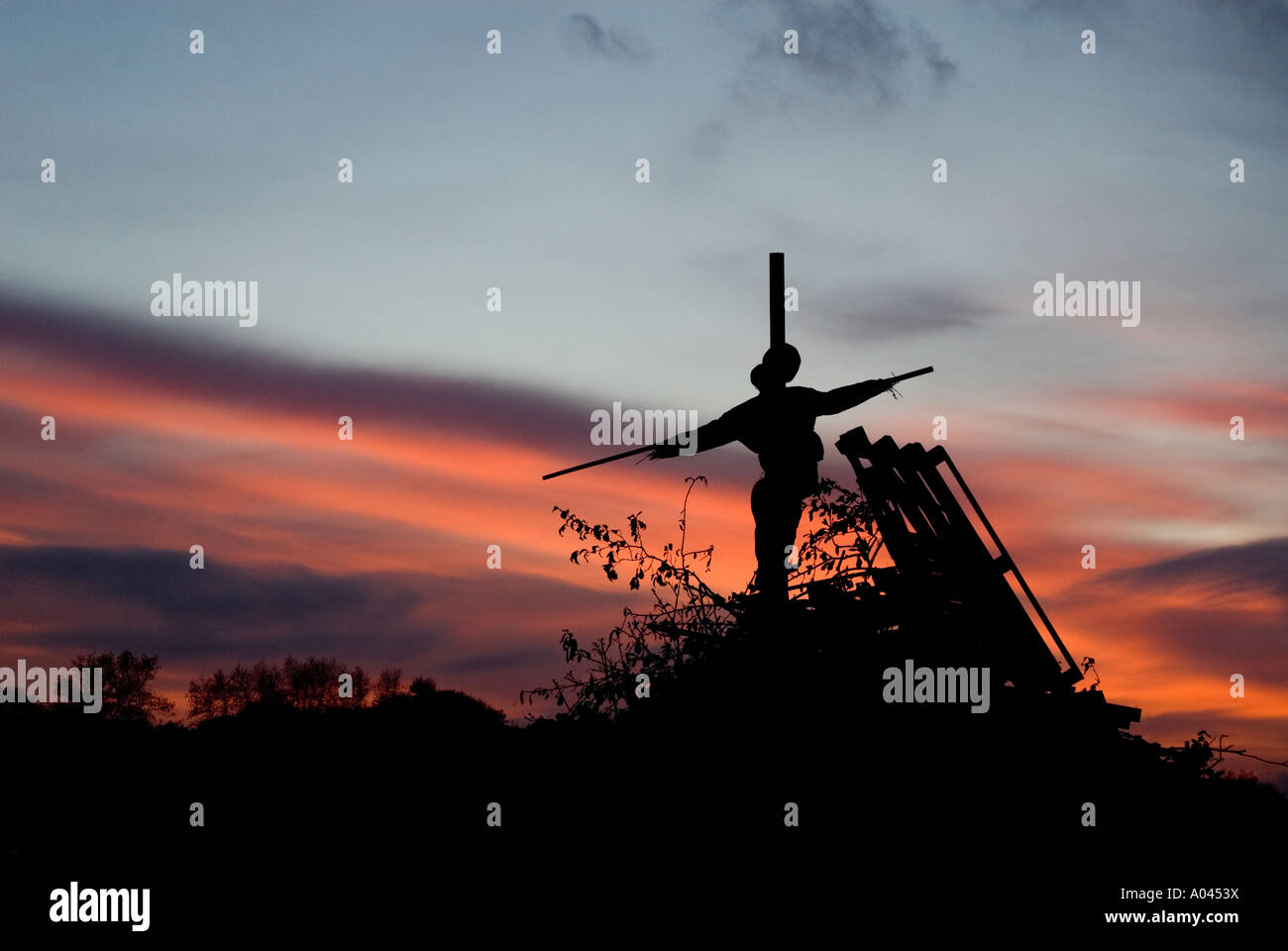 Kreuzige es -Fotos und -Bildmaterial in hoher Auflösung – Alamy