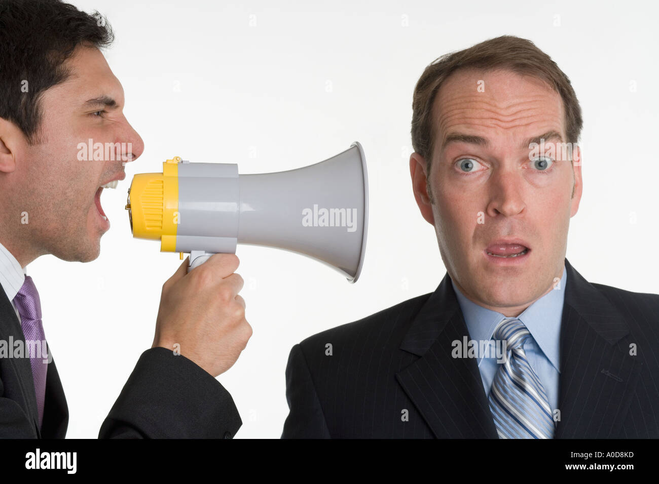 Zwei Männer mit Megaphon Stockfotografie - Alamy