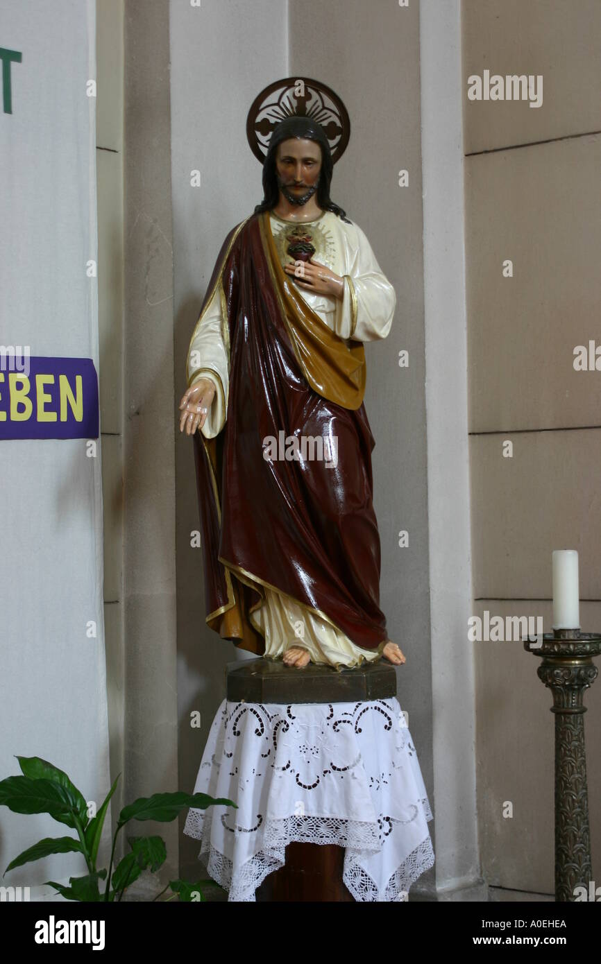 Trauriger christus -Fotos und -Bildmaterial in hoher Auflösung – Alamy