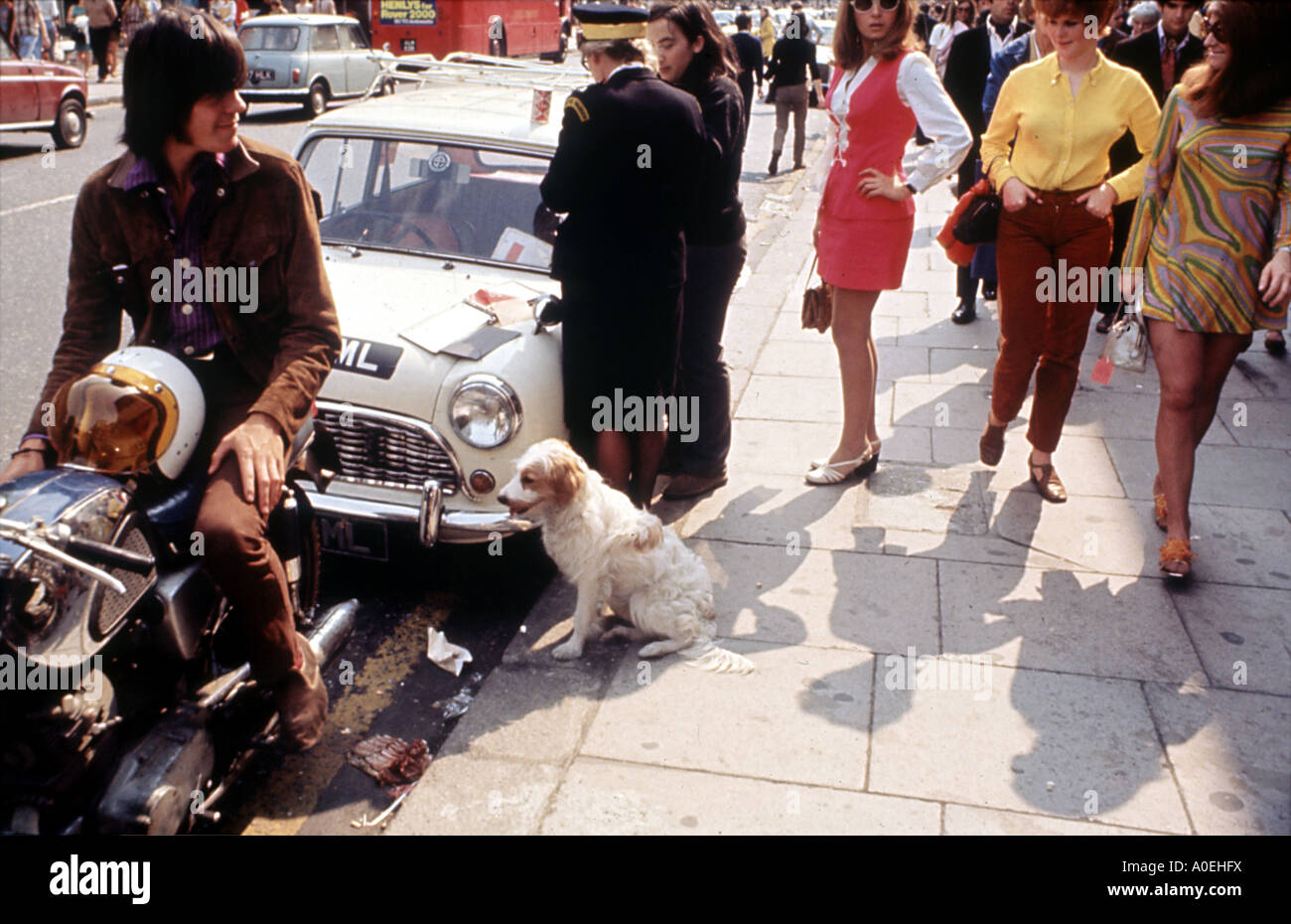 KINGS ROAD, London swingenden 60er Jahre Mode, 1966 Stockfotografie - Alamy