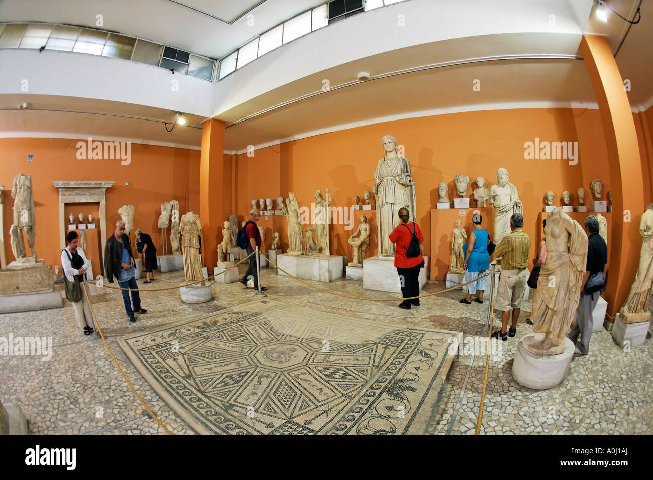 Archaeological Museum Heraklion Stockfotos & Archaeological Museum ...