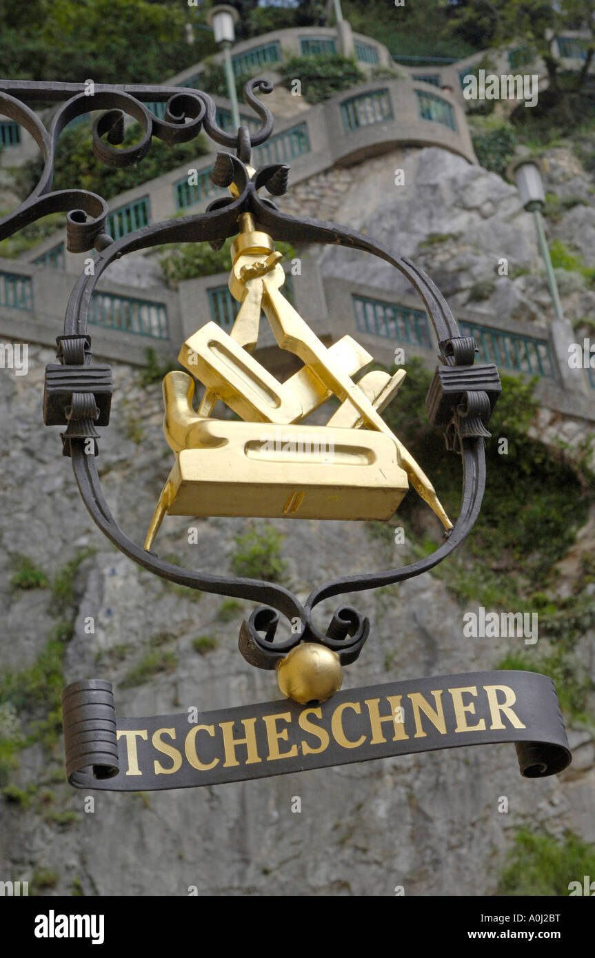 Zeichen der Zimmermann Zunft Stockfotografie - Alamy