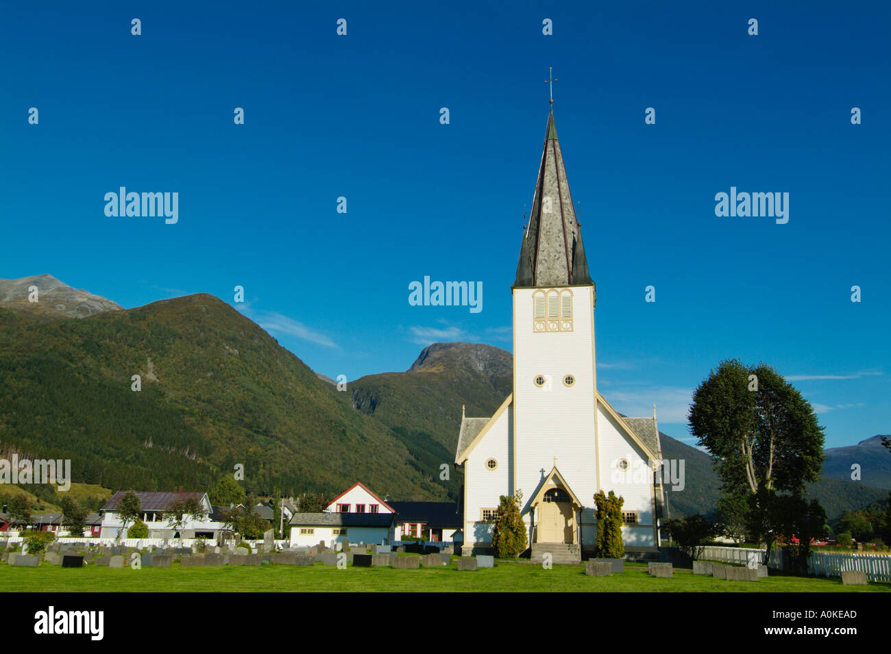 Old stordal church -Fotos und -Bildmaterial in hoher Auflösung – Alamy