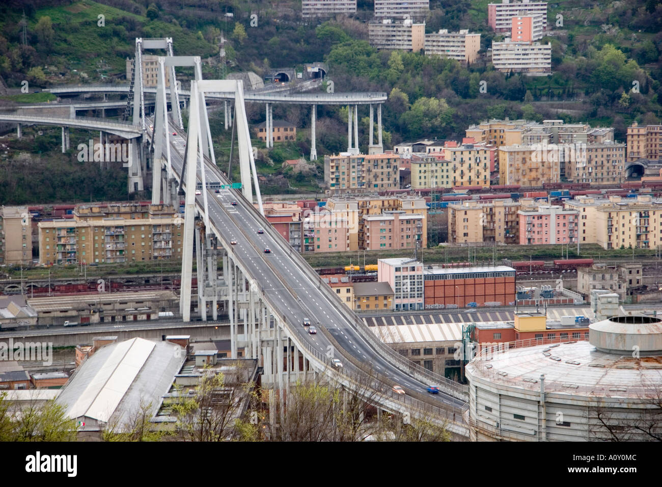 Autobahnbrücke Genua Ligurien Italien Stockfotografie - Alamy