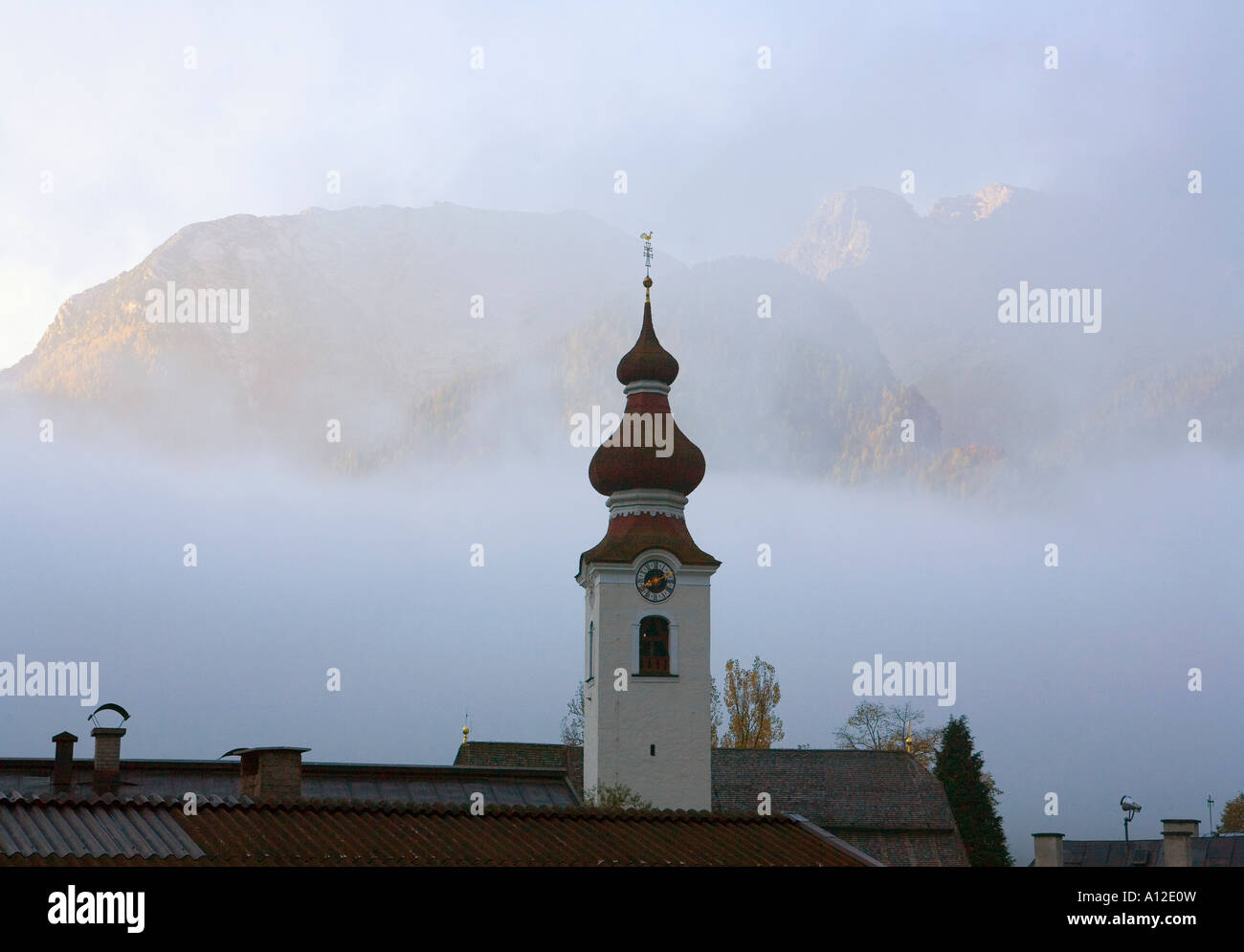 Lofer and austria and church -Fotos und -Bildmaterial in hoher ...
