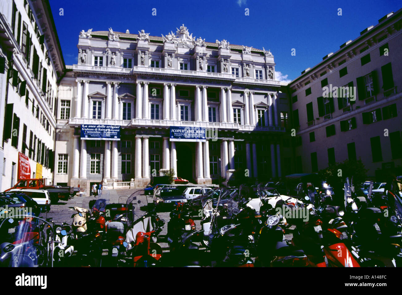 Italien Ligurien Genua Altstadt Palazzo Ducale Stockfotografie - Alamy