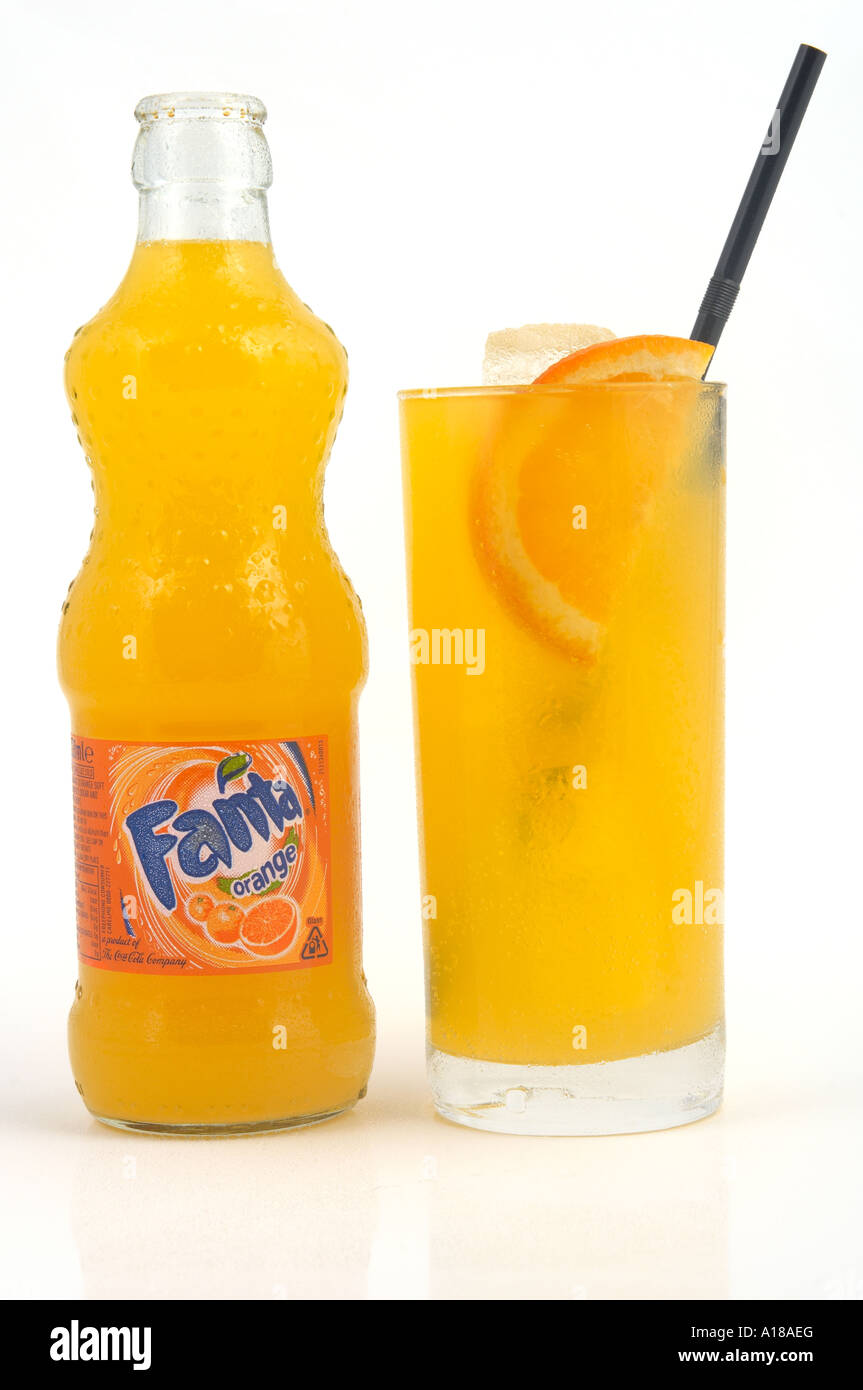 Bottle of fanta -Fotos und -Bildmaterial in hoher Auflösung – Alamy