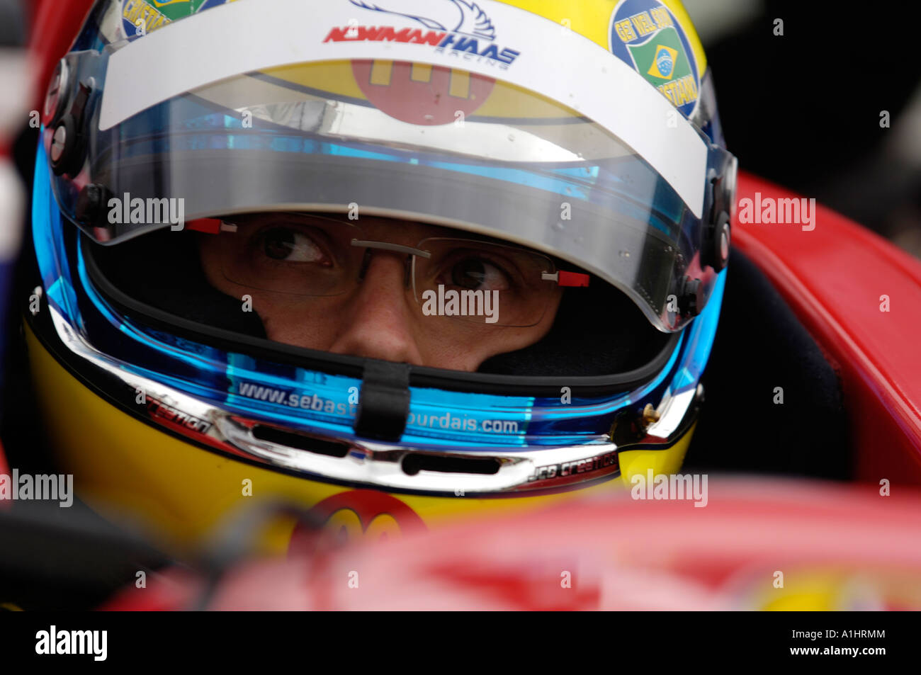im Cockpit seines Newman-Haas Ford Cosworth Lola in der Champ Car Grand ...