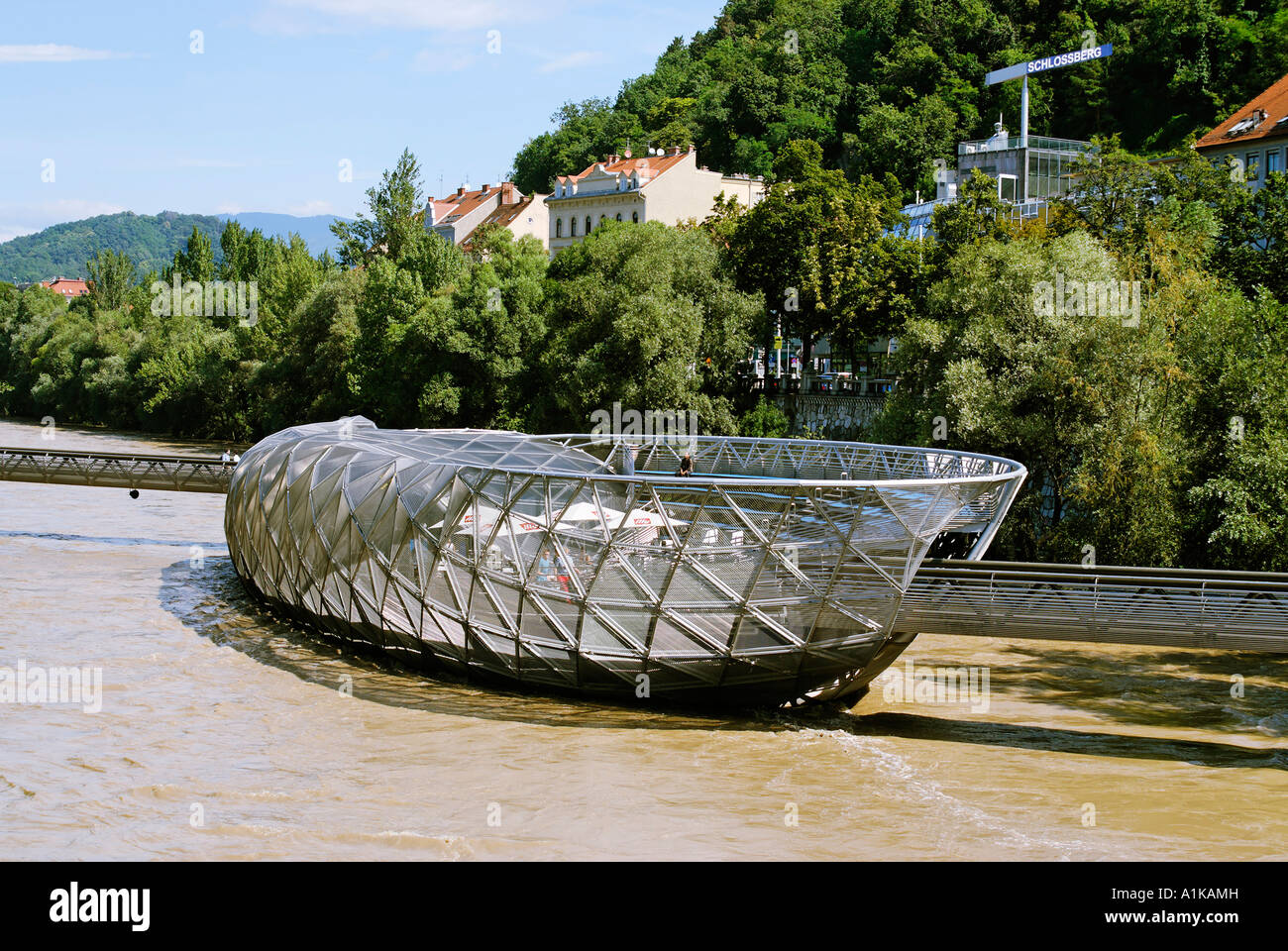 Graz mur insel in der steiermark -Fotos und -Bildmaterial in hoher ...
