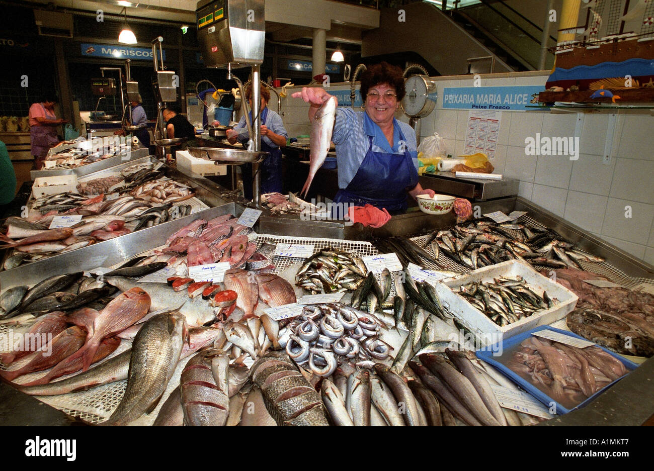Lisbon fish market -Fotos und -Bildmaterial in hoher Auflösung – Alamy