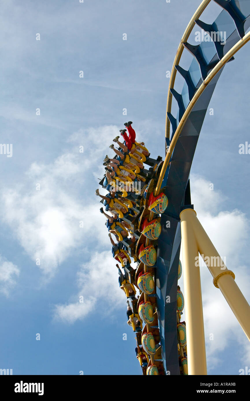 Loop Achterbahn Stockfotos und -bilder Kaufen - Alamy
