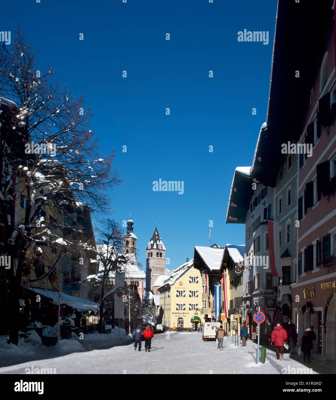 Austria kitzbuhel europe town center -Fotos und -Bildmaterial in hoher ...