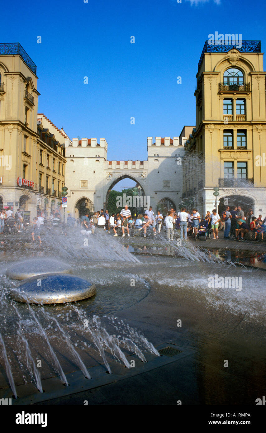 Blick karlsplatz stachus münchen -Fotos und -Bildmaterial in hoher ...