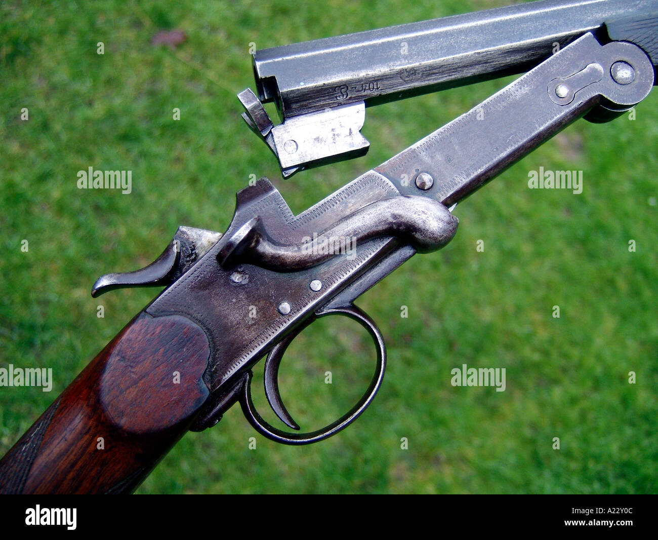410 shotgun -Fotos und -Bildmaterial in hoher Auflösung – Alamy