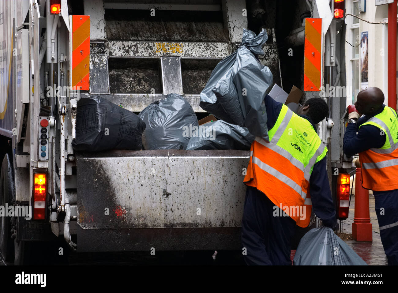 Weigern sich zu zahlen -Fotos und -Bildmaterial in hoher Auflösung – Alamy