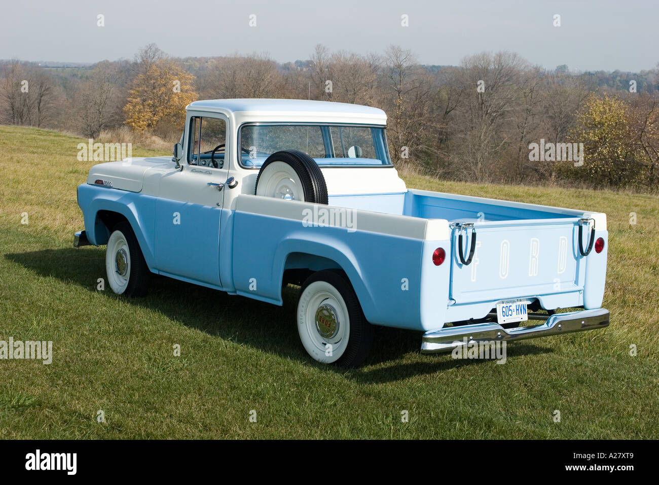 Ford f 100 pick -Fotos und -Bildmaterial in hoher Auflösung – Alamy