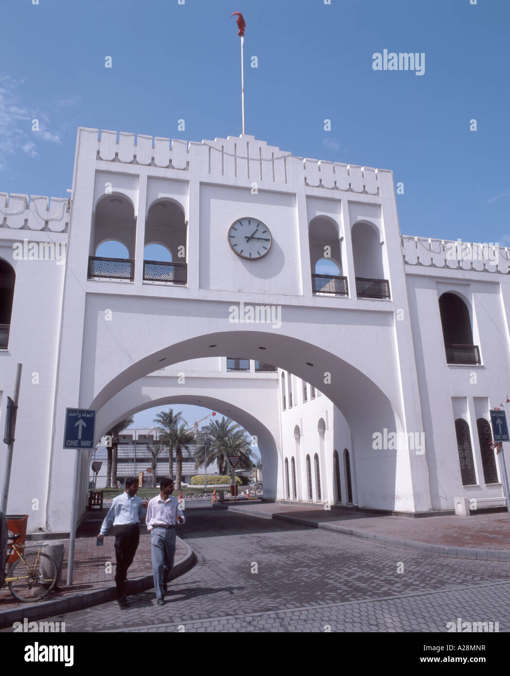 Bab al bahrain souq -Fotos und -Bildmaterial in hoher Auflösung – Alamy