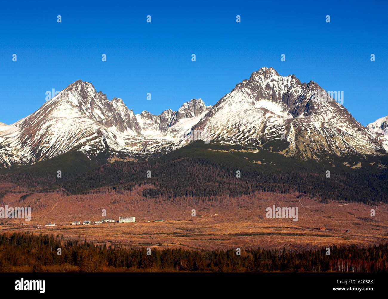 Mount vysoka -Fotos und -Bildmaterial in hoher Auflösung – Alamy