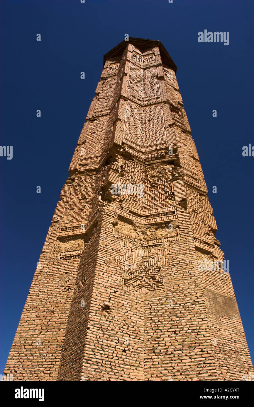 Minarett von bahram shah -Fotos und -Bildmaterial in hoher Auflösung ...