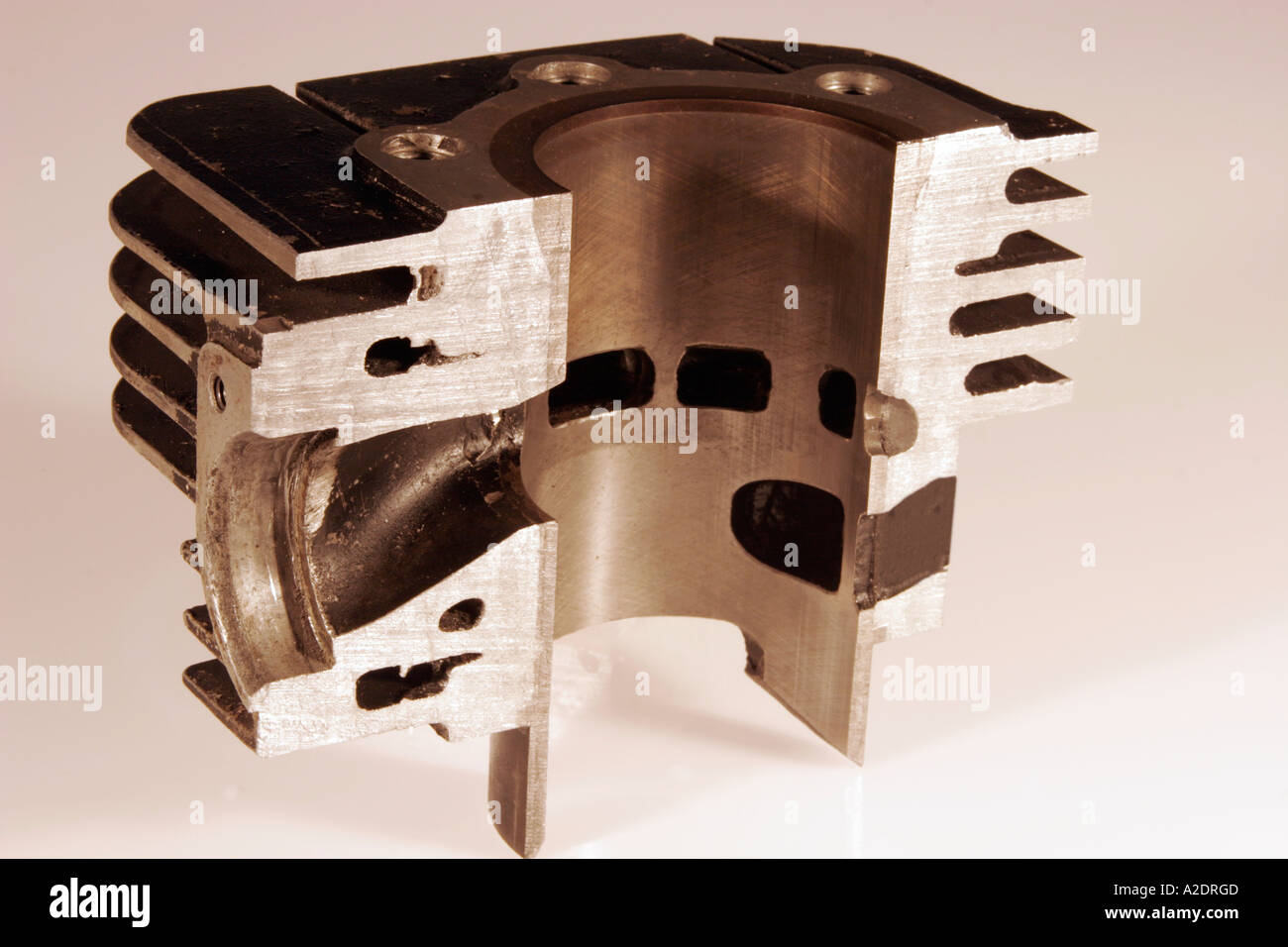 Two Stroke Engine Stockfotos & Two Stroke Engine Bilder - Alamy