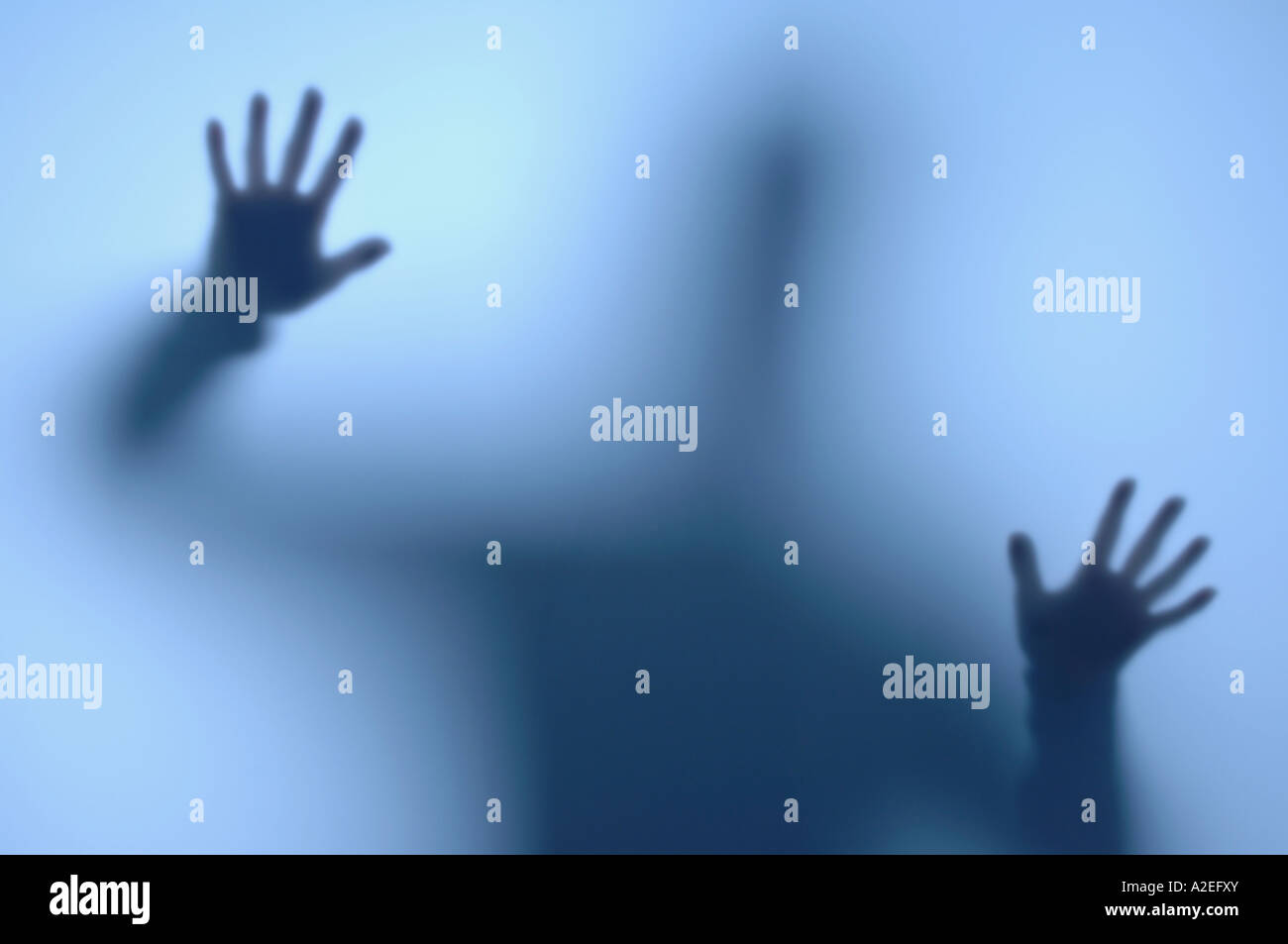 Versteckte person -Fotos und -Bildmaterial in hoher Auflösung – Alamy