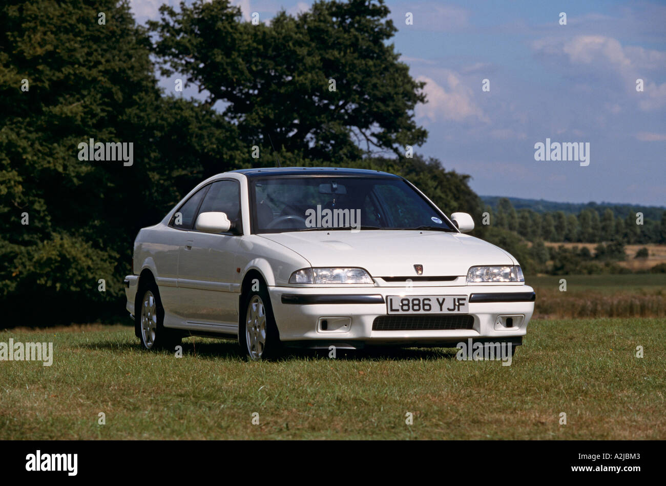 Rover 90er jahre coupé -Fotos und -Bildmaterial in hoher Auflösung – Alamy