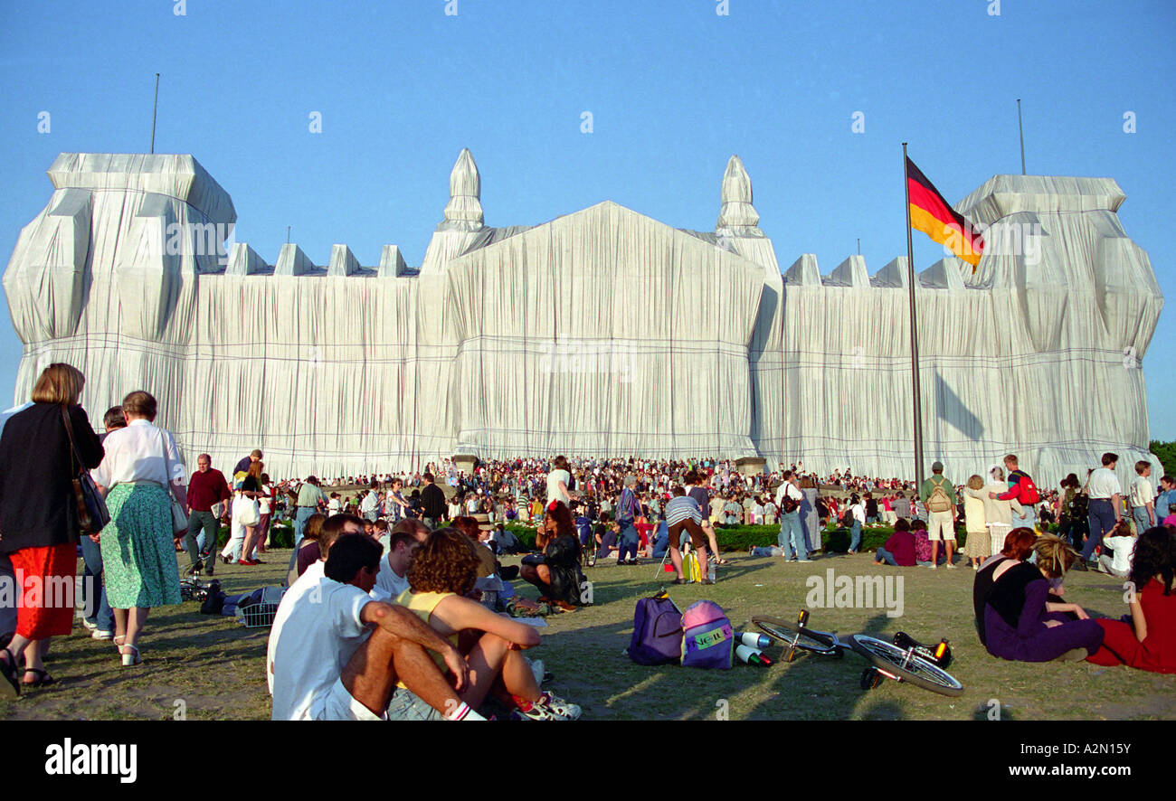 Kunst im reichstag -Fotos und -Bildmaterial in hoher Auflösung – Alamy