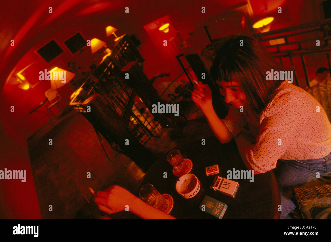 Lucky strike zigaretten werbung -Fotos und -Bildmaterial in hoher ...