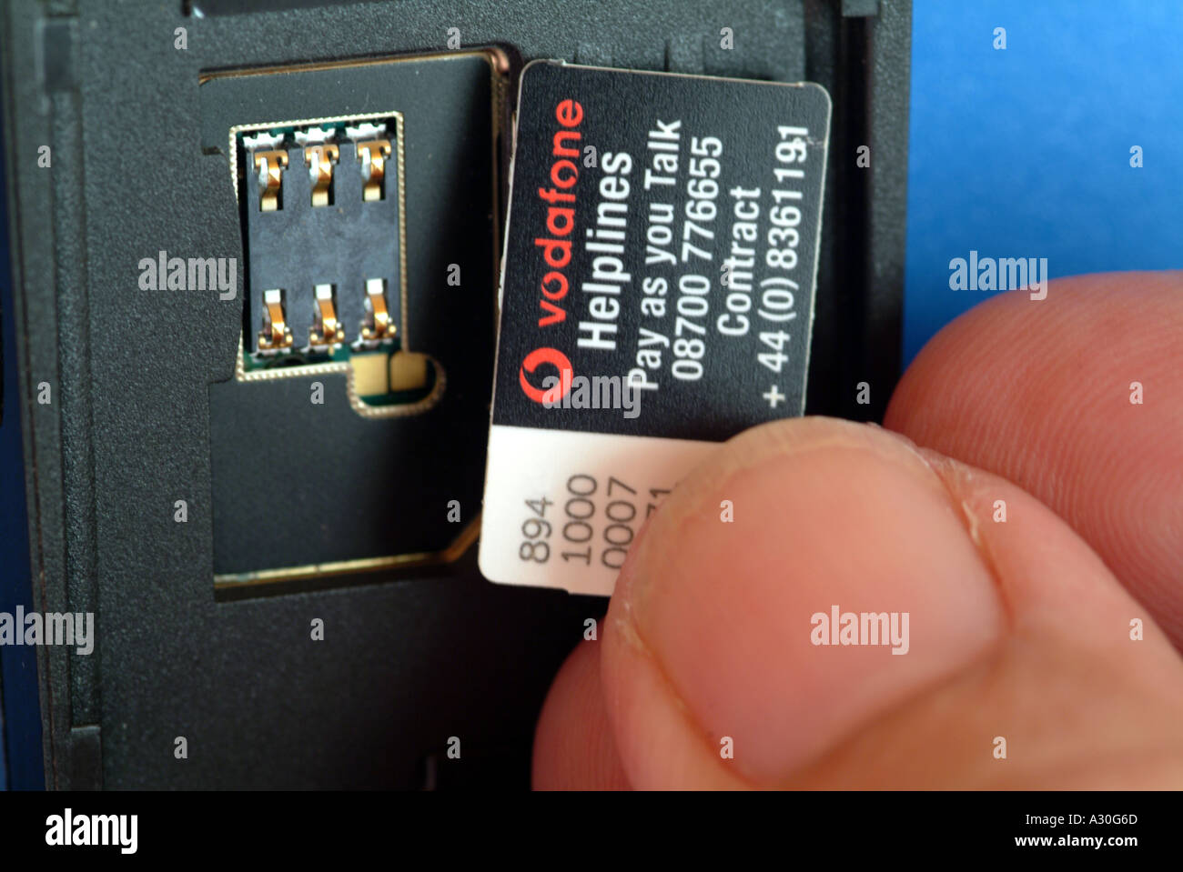 Vodafone sim karte -Fotos und -Bildmaterial in hoher Auflösung – Alamy