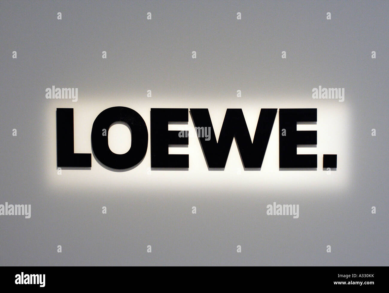 Loewe radio -Fotos und -Bildmaterial in hoher Auflösung – Alamy
