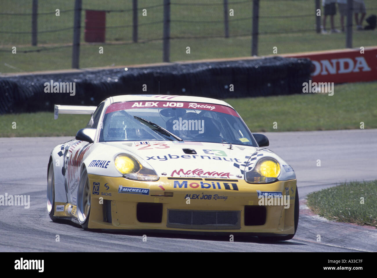 Lucas Luhr und Sascha Maassen s Alex Job Racing Porsche 911 GT3 RS ...