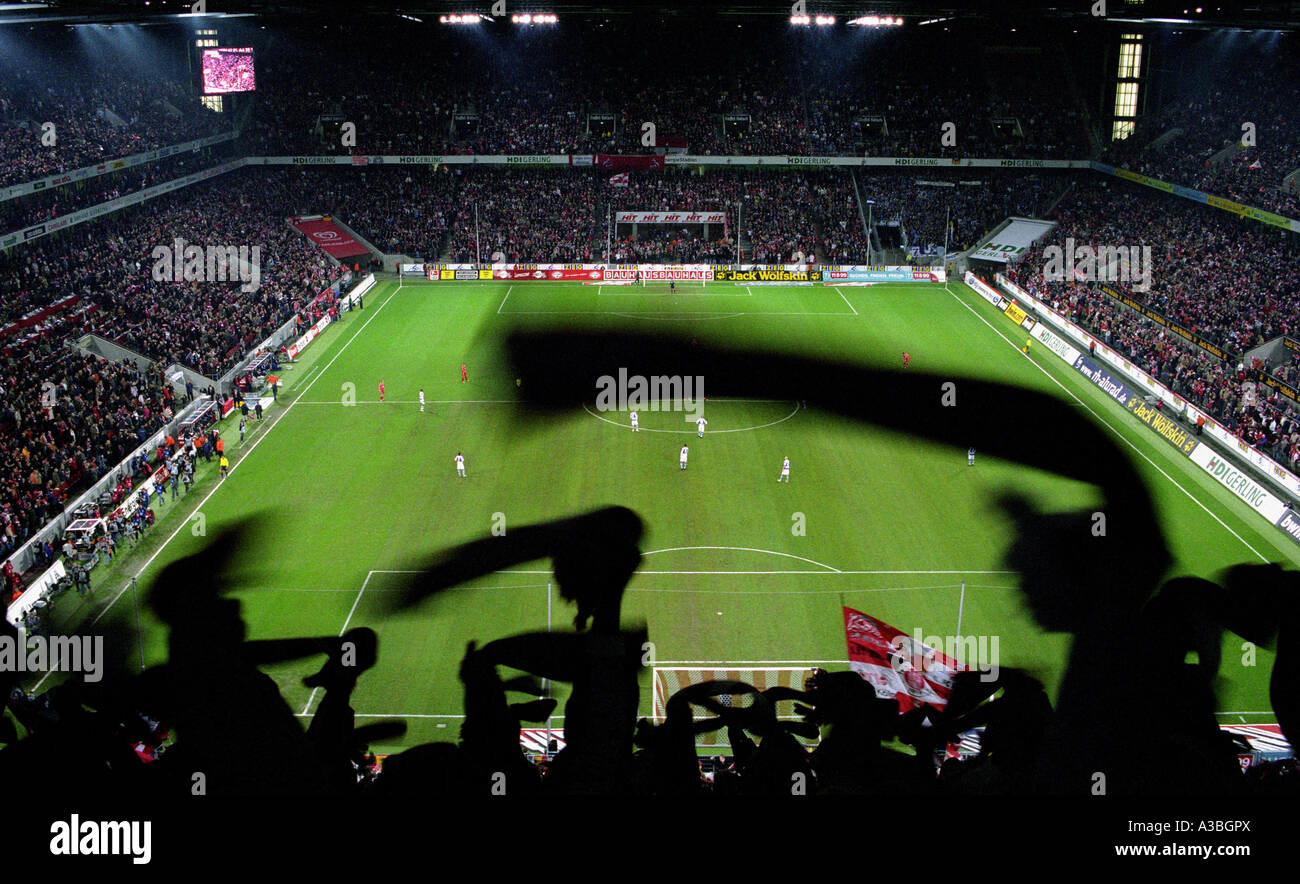 Fc köln stadion -Fotos und -Bildmaterial in hoher Auflösung – Alamy