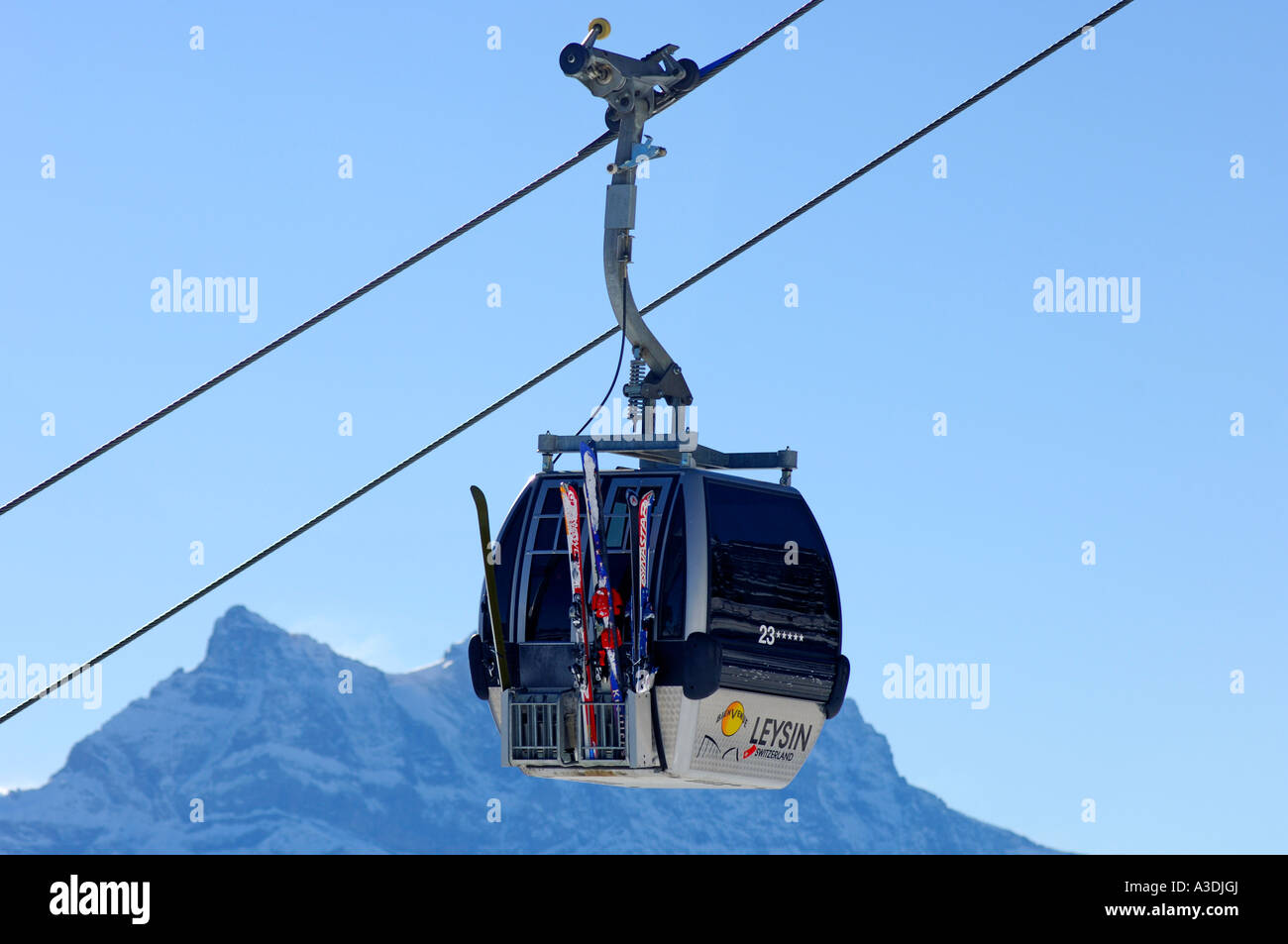 Berneuse seilbahn -Fotos und -Bildmaterial in hoher Auflösung – Alamy