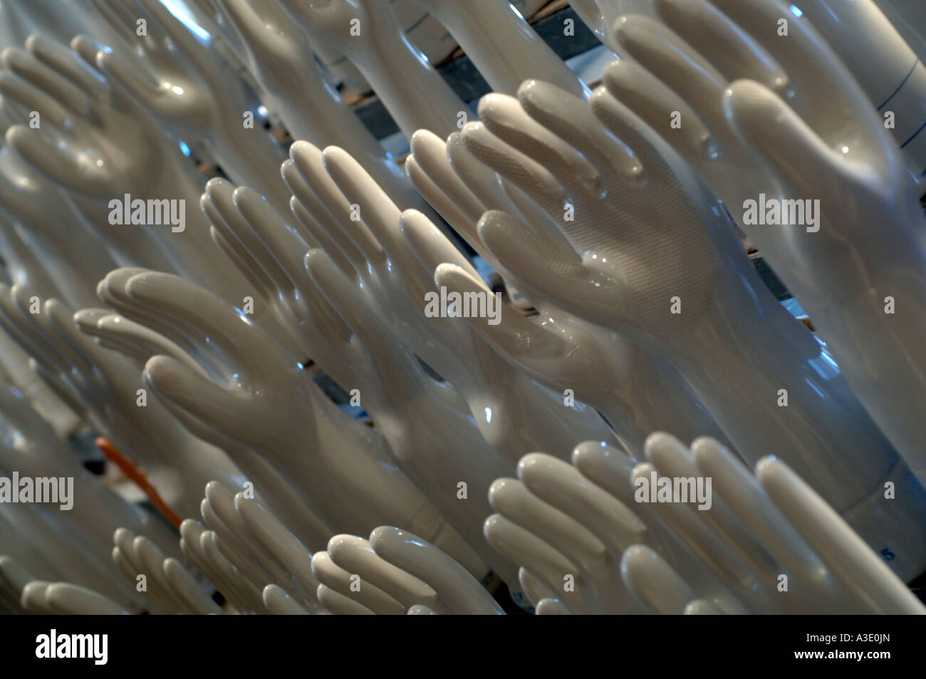 Wave waving -Fotos und -Bildmaterial in hoher Auflösung – Alamy