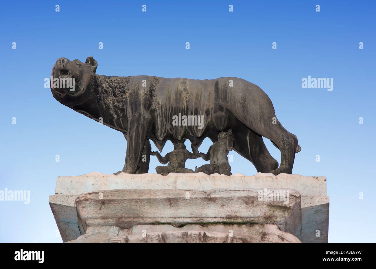 Romulus and remus rome -Fotos und -Bildmaterial in hoher Auflösung – Alamy