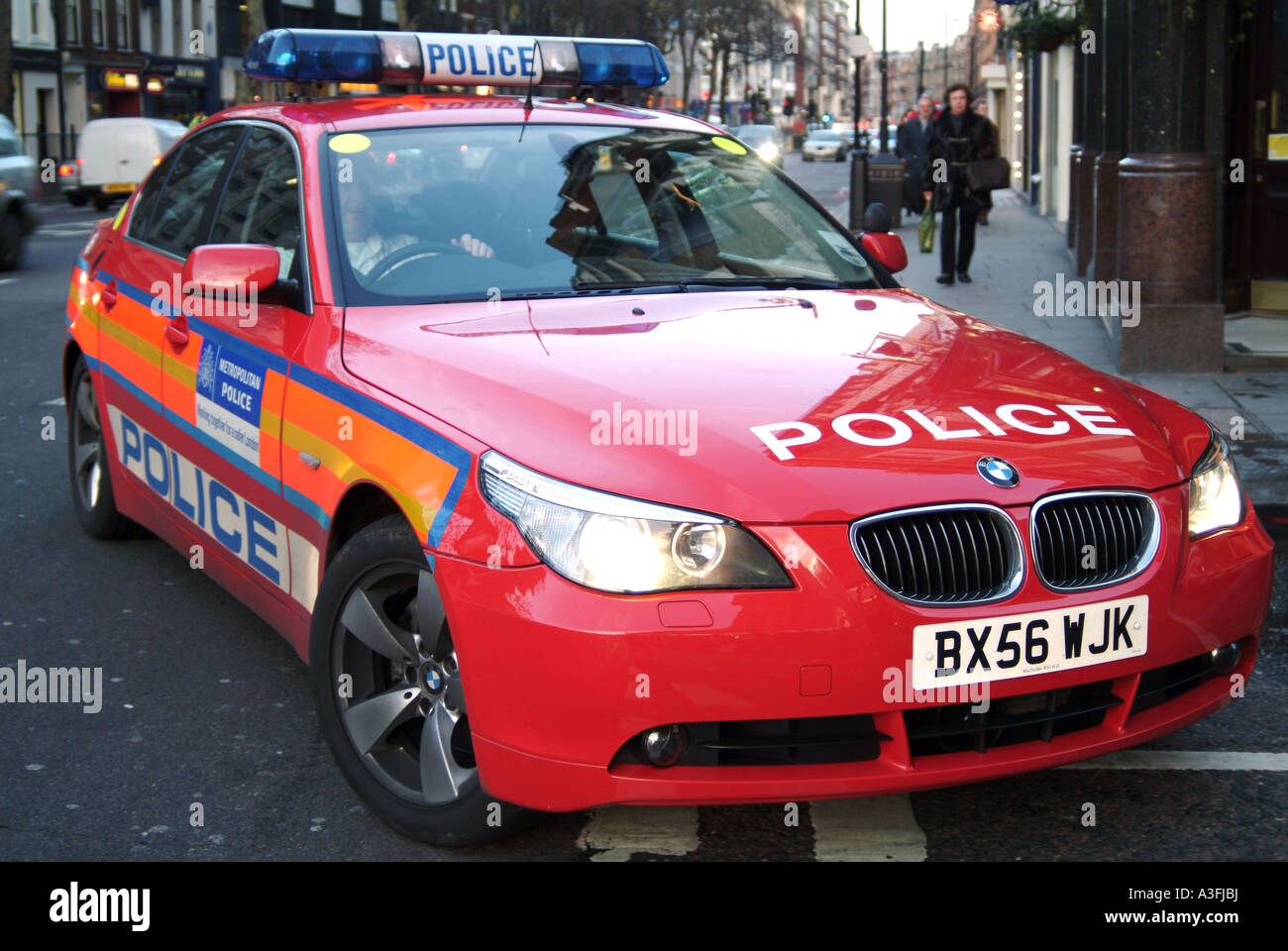 Rotes bmw polizeiauto -Fotos und -Bildmaterial in hoher Auflösung – Alamy
