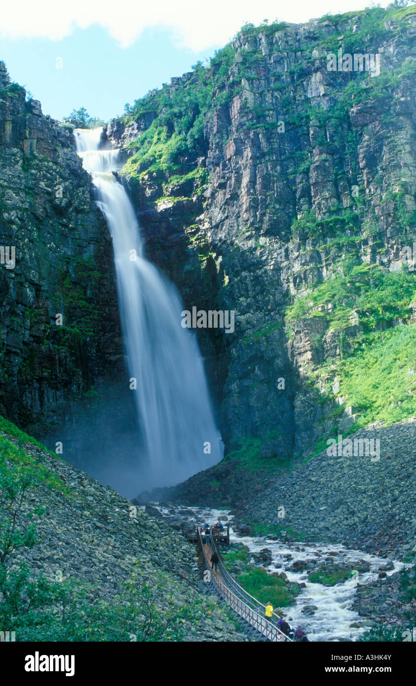 Njupesk r Schwedens H chsten Wasserfall Mit Einer Gesamth he Von 93 njupesk-r-schwedens-h-chsten-wasserfall-mit-einer-gesamth-he-von-93