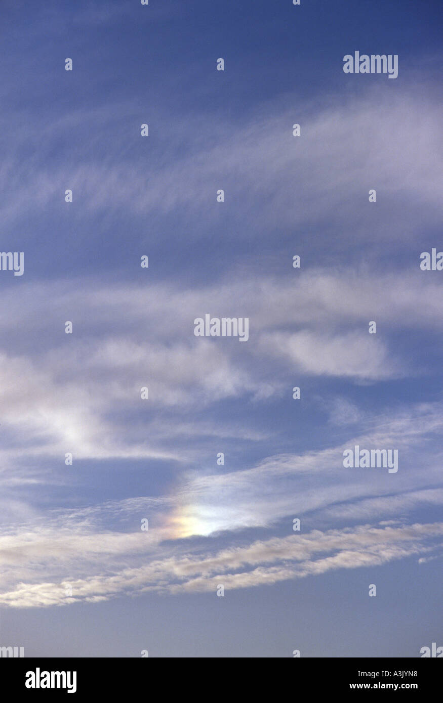 Parhelion parhelia -Fotos und -Bildmaterial in hoher Auflösung – Alamy