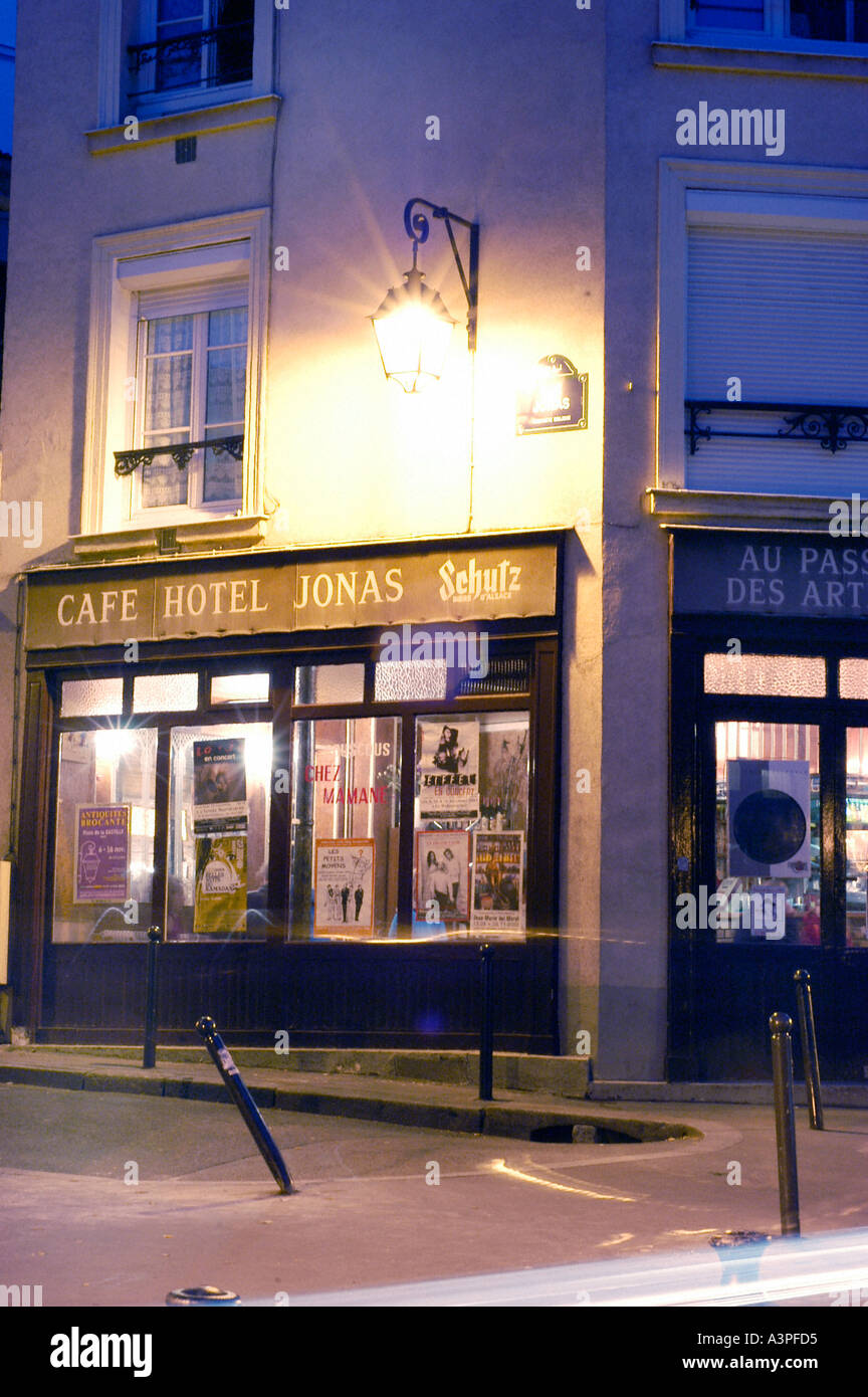 Vintage café french -Fotos und -Bildmaterial in hoher Auflösung – Alamy