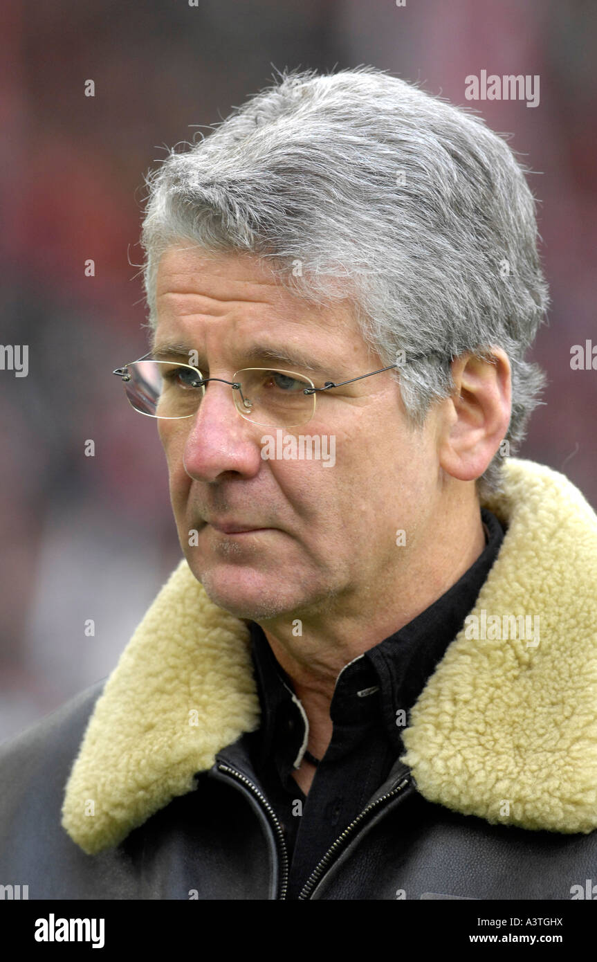 Der sportjournalist -Fotos und -Bildmaterial in hoher Auflösung – Alamy