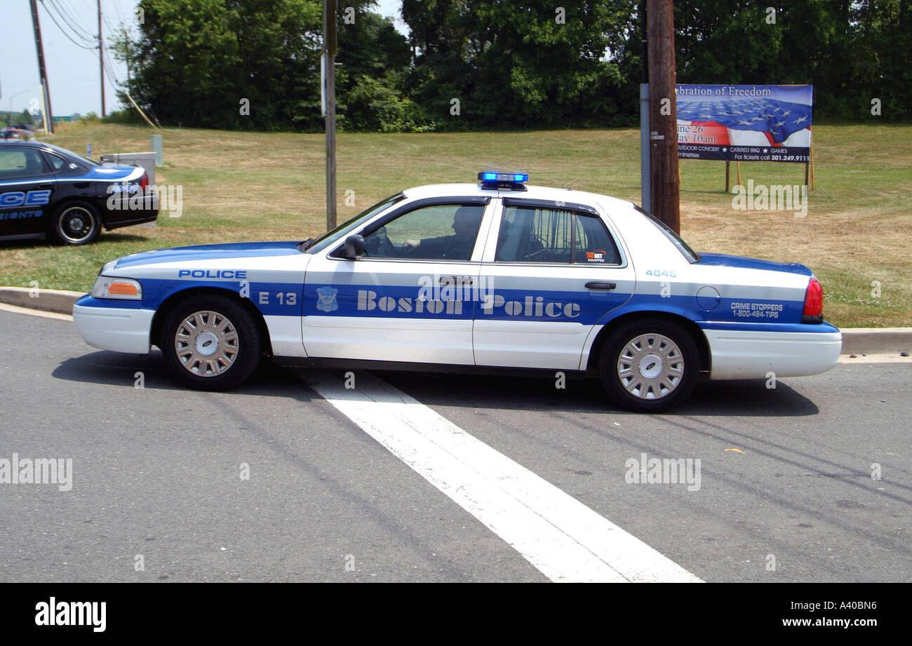 Boston police car -Fotos und -Bildmaterial in hoher Auflösung – Alamy