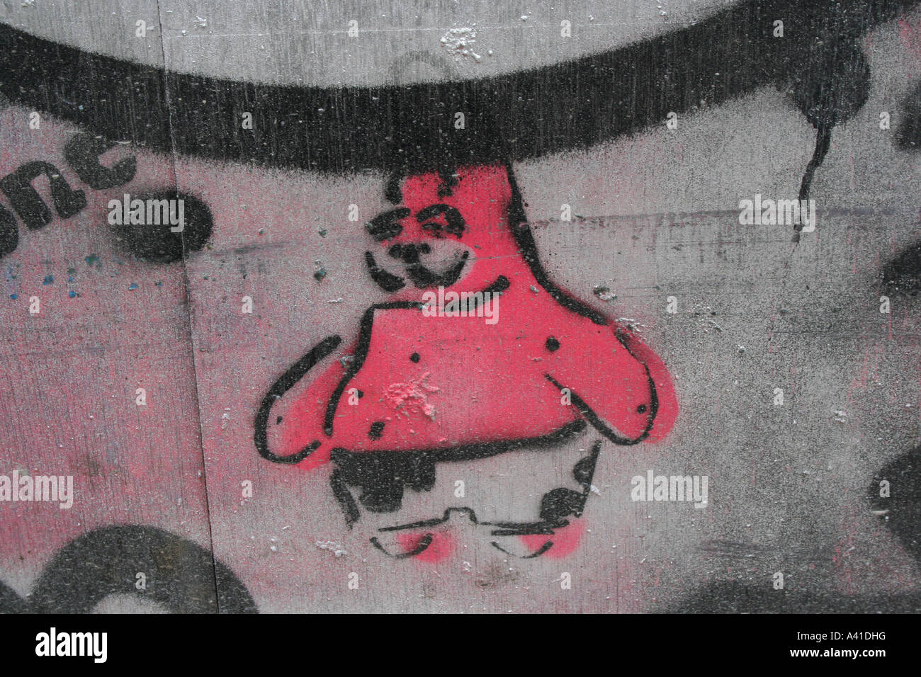 Spongebob graffiti -Fotos und -Bildmaterial in hoher Auflösung – Alamy