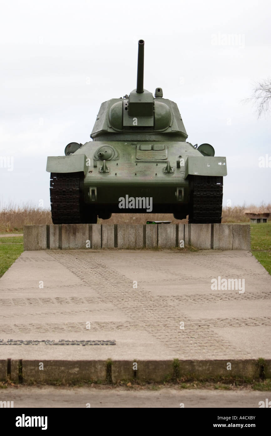 Polen-WESTERPLATTE 28 12 2006 Tank T24 Panzer T-34 Auf der ...