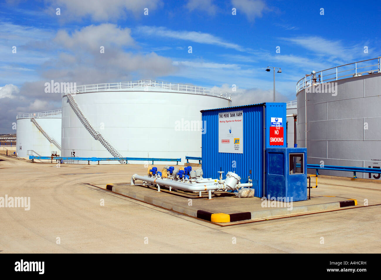 Gasometer transco company gas -Fotos und -Bildmaterial in hoher ...