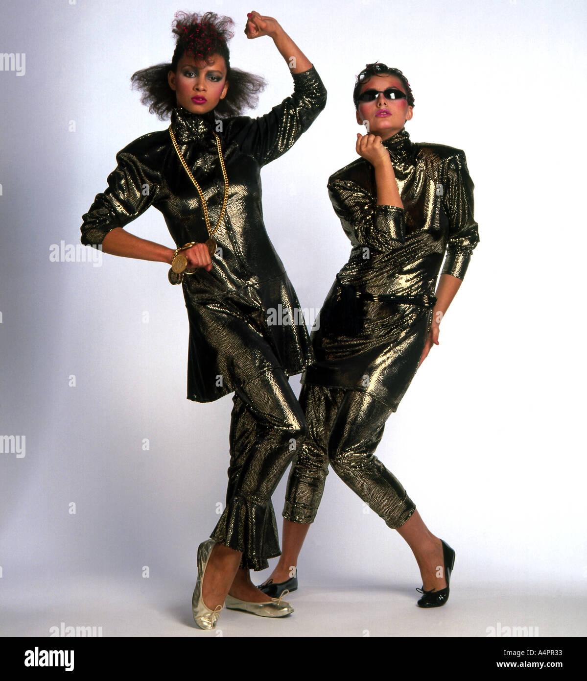 1970s fashion -Fotos und -Bildmaterial in hoher Auflösung – Alamy