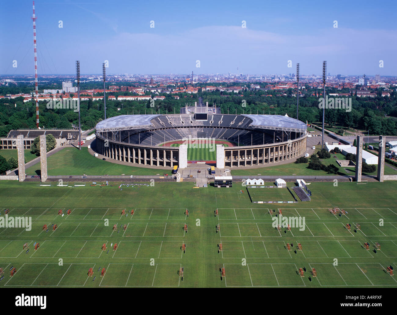 Sportstadion in Berlin für die Olympischen Spiele 1936 gebaut ...