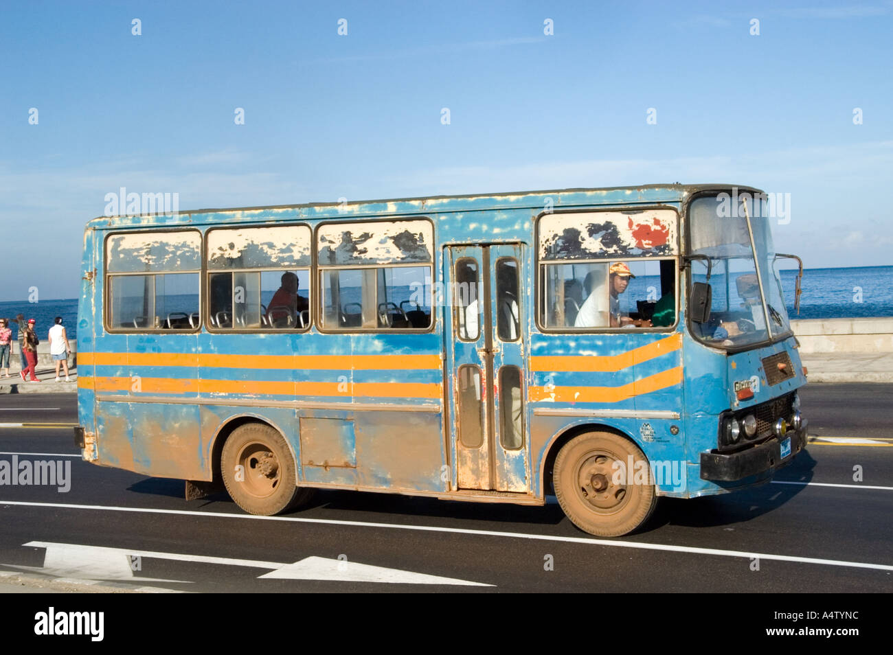 Alter bus -Fotos und -Bildmaterial in hoher Auflösung – Alamy