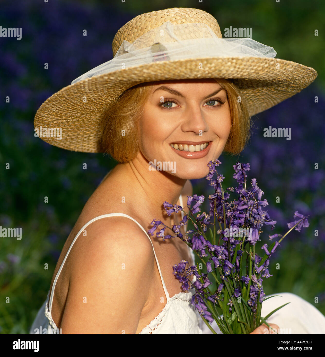 Ruth blumen -Fotos und -Bildmaterial in hoher Auflösung – Alamy