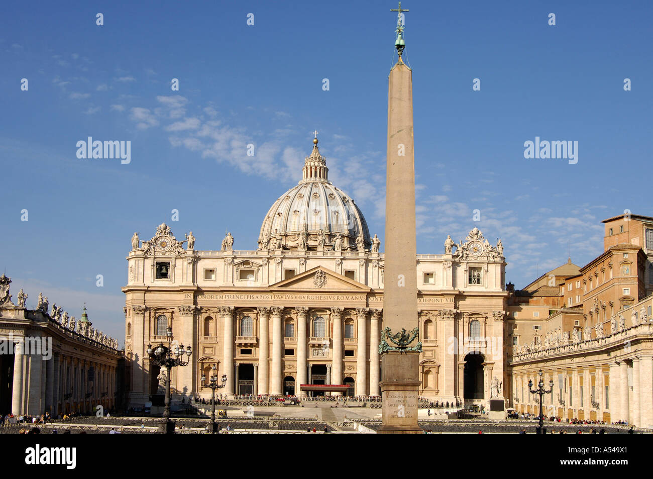Quadrat Rom Ägyptischer Obelisk Der Vatikan Obelisk Peter Stockfotos ...