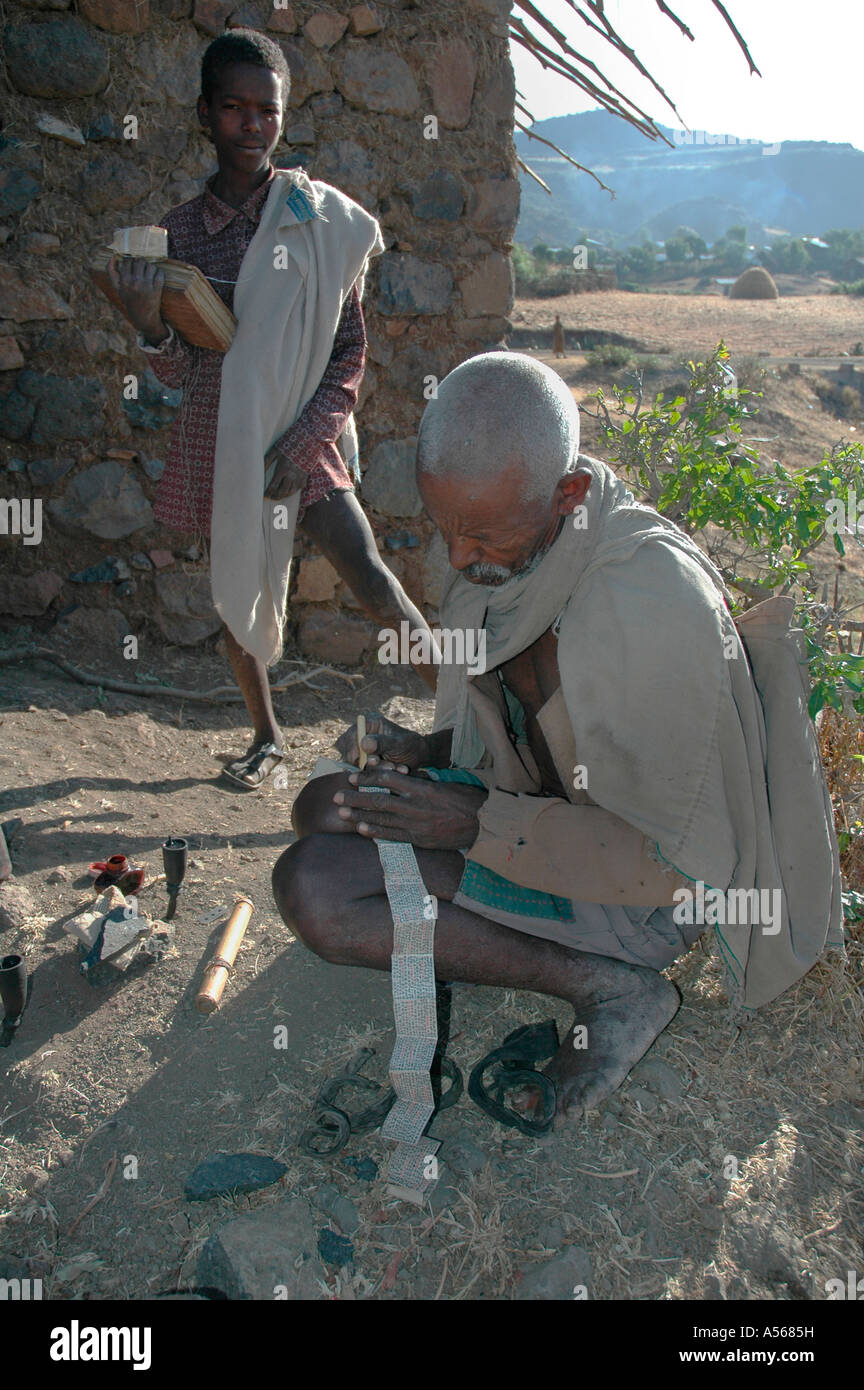 Painet iy7921 Äthiopien 64yearold Meregeta Zewde Tadesi Schreiber ...